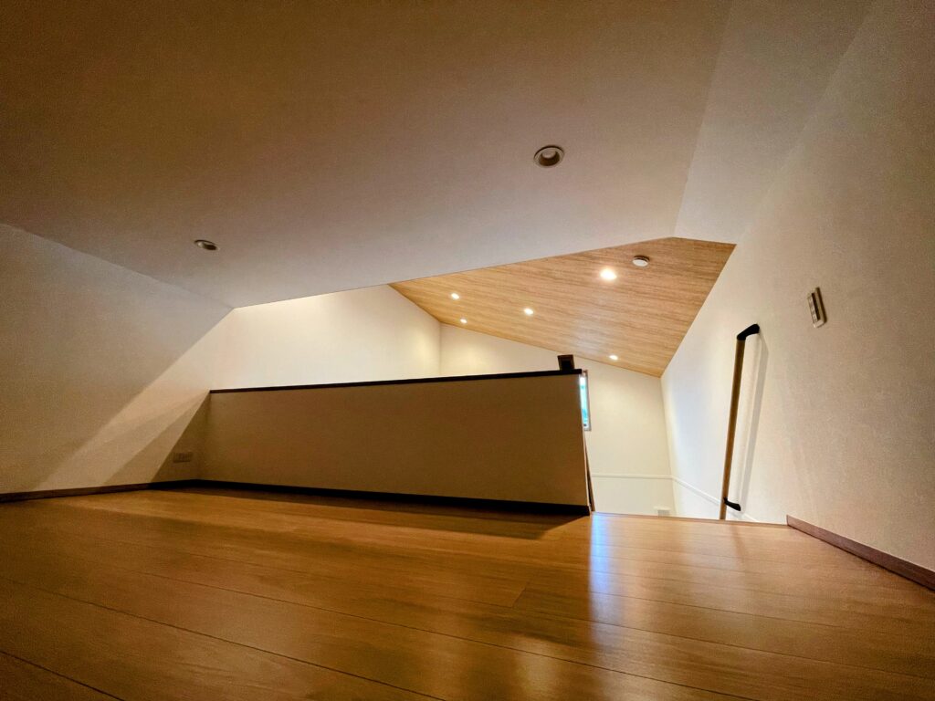 【一条・勾配天井高さの最大化】+ ロフト高さ1.4m維持 - JoySeniorLife